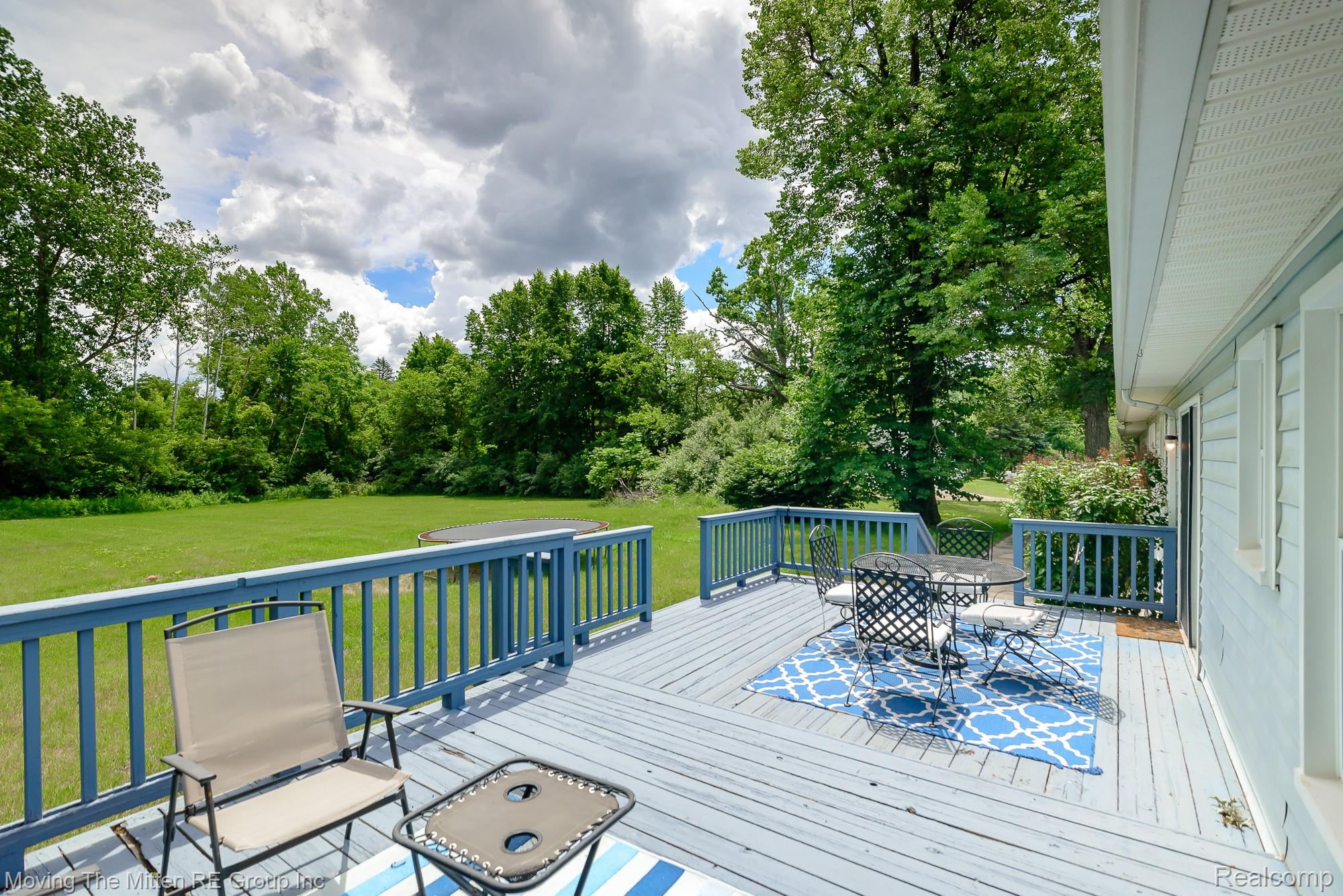24567 Sherwood Rd, Sumpter Township, MI 48111 | Estately 🧡 | MLS ...