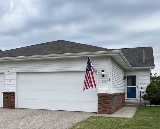 7430 Boulder Bluff Dr #127, Jenison, MI 49428 | Estately 🧡 | MLS ...