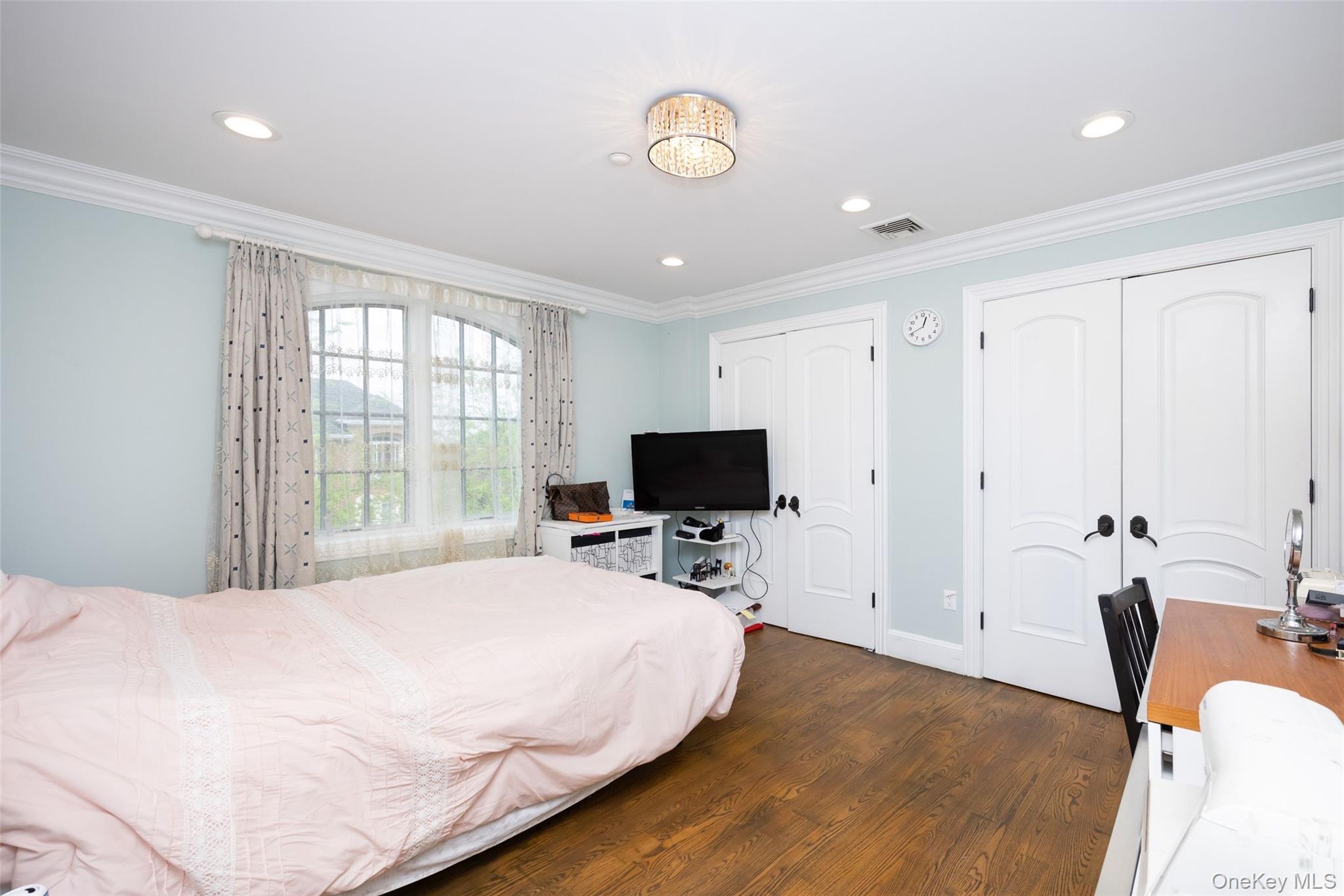 150 50 6th Ave, Whitestone, NY 11357 | Estately 🧡 | MLS# 1005787