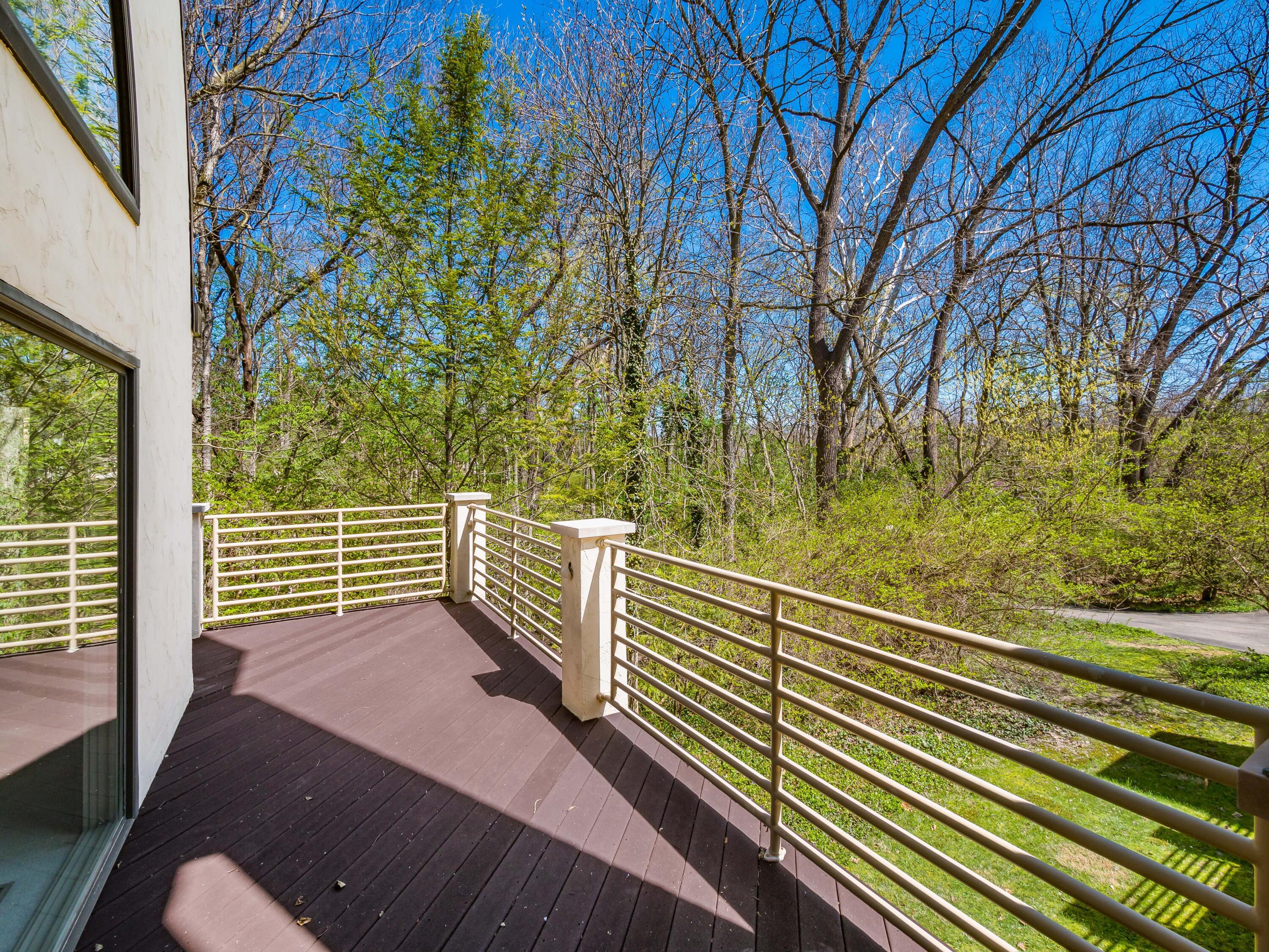 6909 Olentangy River Rd, Columbus, OH 43235 | Estately 🧡 | MLS# 225012006