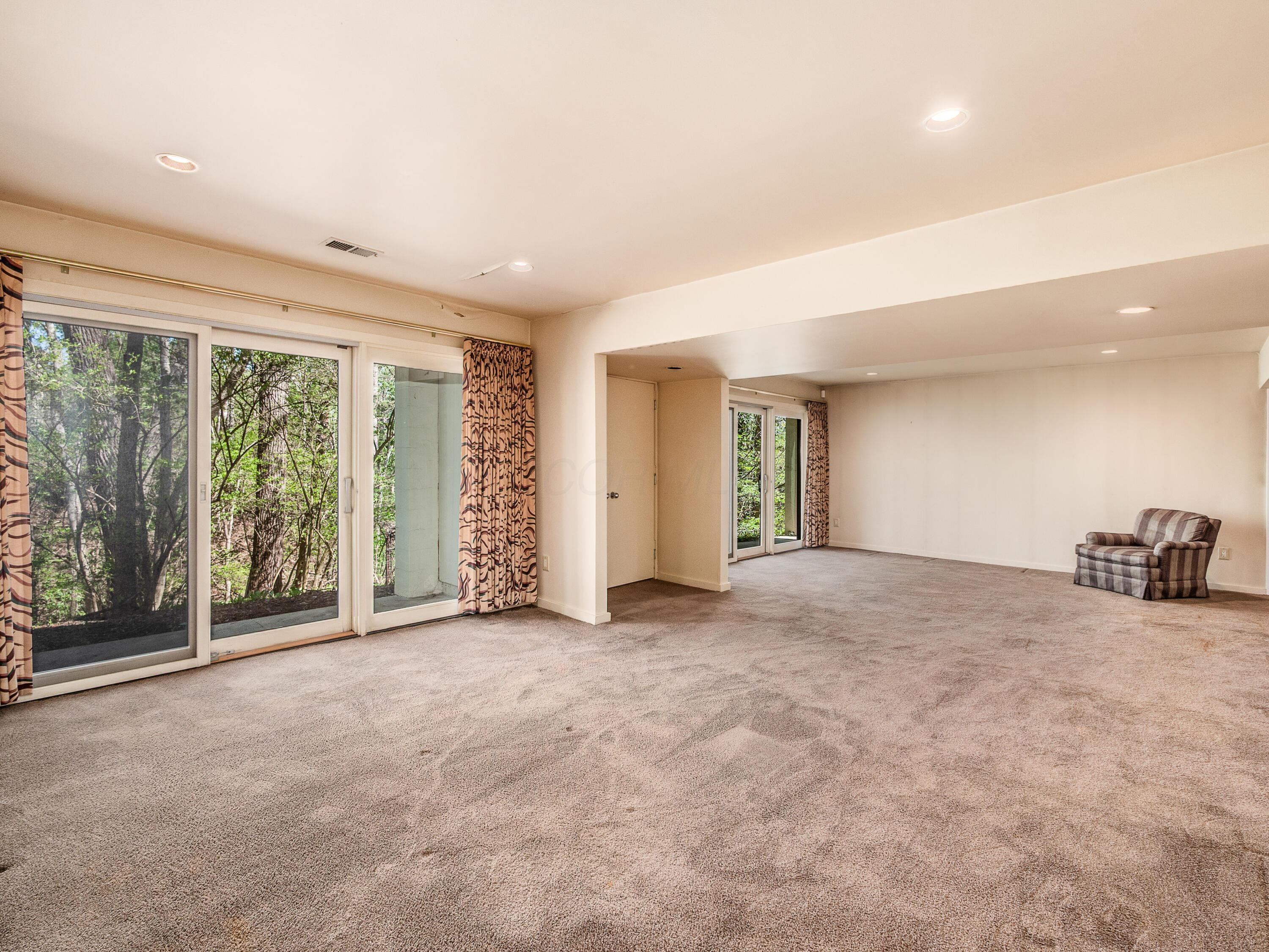 6909 Olentangy River Rd, Columbus, OH 43235 | Estately 🧡 | MLS# 225012006