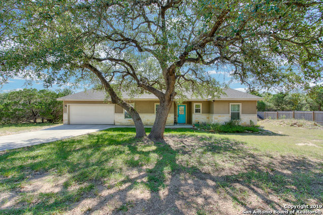 1371 Rocky Ridge Loop, Canyon Lake, TX 78133 | Estately 🧡 | MLS# 1386123