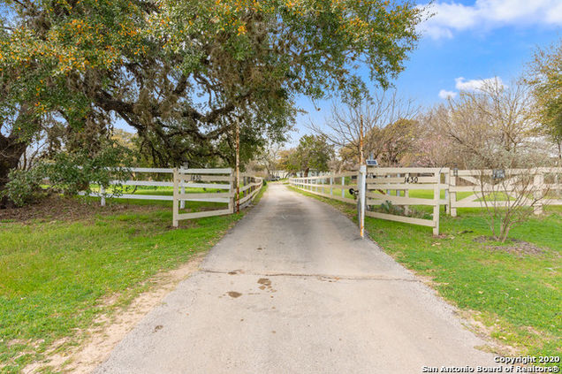 1430 BUMP GATE RD, Pipe Creek, TX 78063 | Estately 🧡 | MLS# 1447063