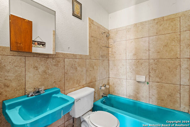 111 HIDDEN VALLEY DR, San Antonio, TX 78227 | Estately 🧡 | MLS# 1748201