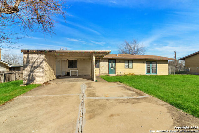 111 HIDDEN VALLEY DR, San Antonio, TX 78227 | Estately 🧡 | MLS# 1748201