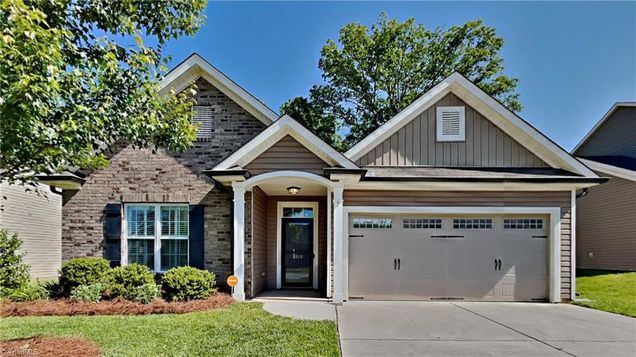 4869 Northrop Dr, Winston Salem, NC 27101 | Estately 🧡 | MLS# 1105122