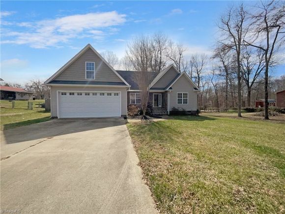 664 Fuller Mill Rd, Thomasville, NC 27360 | Estately 🧡 | MLS# 1133883