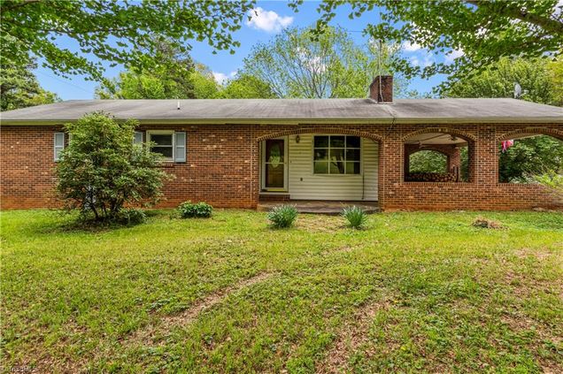 127 Link Rd, Elkin, NC 28621 | Estately 🧡 | MLS# 1139689