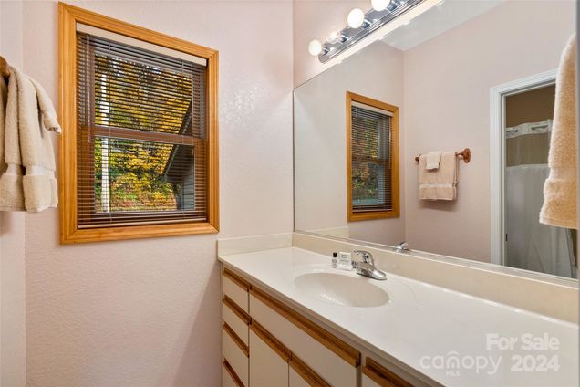 11014 State Hwy 80 S Hwy S #2C, Burnsville, NC 28714 | Estately 🧡 | MLS ...