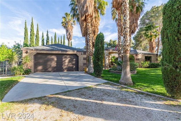 8331 Lori Marie Cir, Las Vegas, NV 89149 | Estately 🧡 | MLS# 2577302