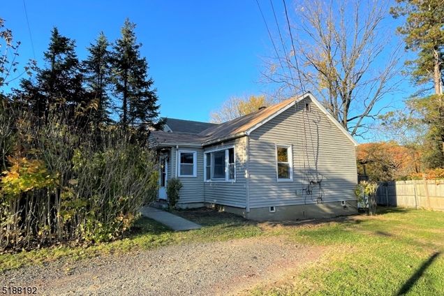 118 Fairview Ave, High Bridge Boro, NJ 08829-1213 | Estately 🧡 | MLS ...