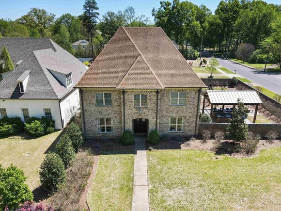 5168 Barry Rd, Memphis, TN 38117 | Estately 🧡 | MLS# 10145850
