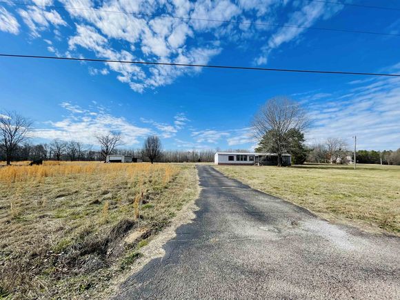 1915 Old Morris Chapel Rd, Adamsville, TN 38310-3662 | Estately 🧡 | MLS ...