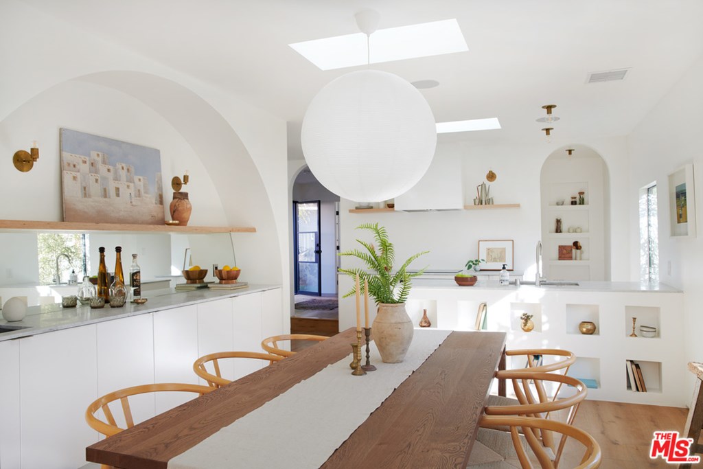 526 Eastview Dr, Los Angeles, CA 90042 | Estately 🧡 | MLS# 21675258