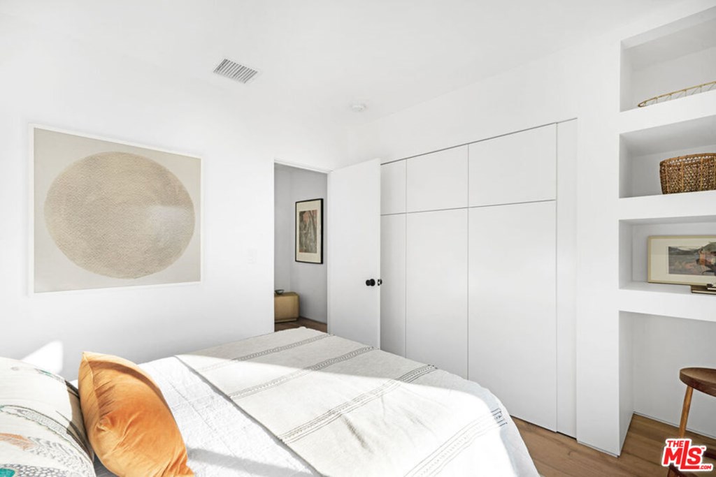 526 Eastview Dr, Los Angeles, CA 90042 | Estately 🧡 | MLS# 21675258