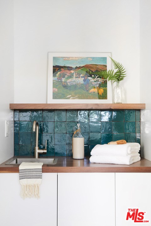 526 Eastview Dr, Los Angeles, CA 90042 | Estately 🧡 | MLS# 21675258