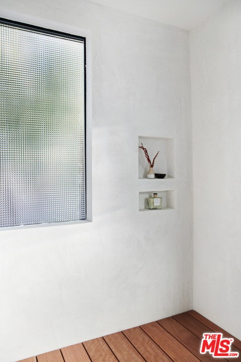 526 Eastview Dr, Los Angeles, CA 90042 | Estately 🧡 | MLS# 21675258