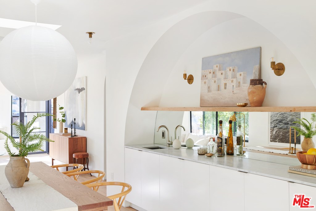 526 Eastview Dr, Los Angeles, CA 90042 | Estately 🧡 | MLS# 21675258