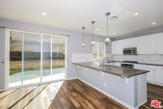 20514 Brookie Ln, Santa Clarita, CA 91350 | Estately 🧡 | MLS# 21689362