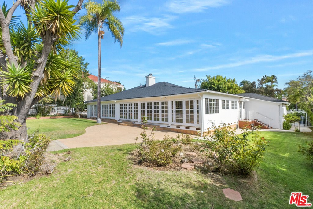 13765 W Sunset Blvd, Pacific Palisades, CA 90272 | Estately 🧡 | MLS ...