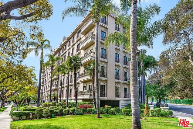 425 N Maple Dr #204, Beverly Hills, CA 90210 | Estately 🧡 | MLS# 23254579