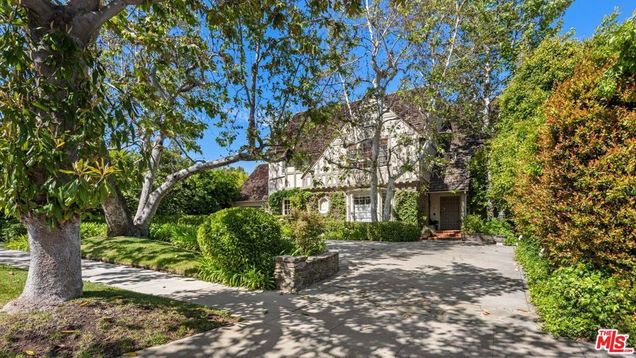 620 N Crescent Dr, Beverly Hills, CA 90210 | Estately 🧡 | MLS# 23272667