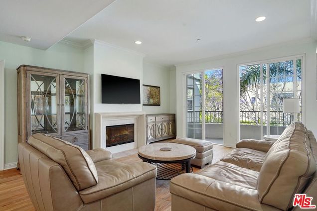 1158 Wellesley Ave #203, Los Angeles, CA 90049 | Estately 🧡 | MLS# 23272795
