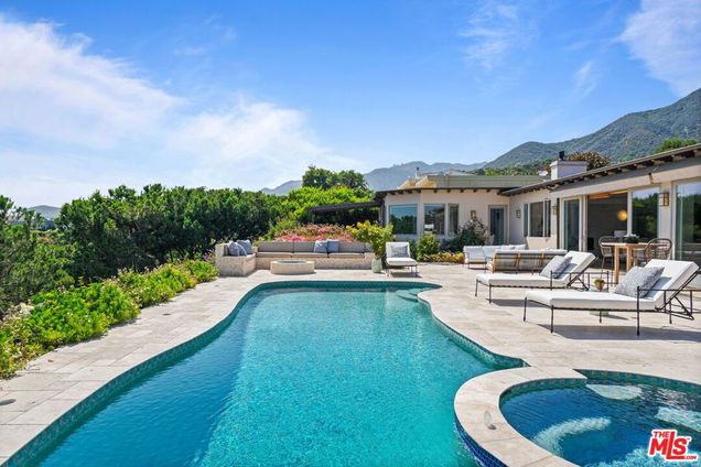 18064 Sandy Cape Dr, Pacific Palisades, CA 90272 | Estately 🧡 | MLS ...