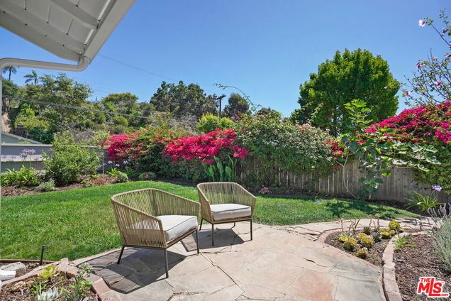 1001 Las Pulgas Rd, Pacific Palisades, CA 90272 | Estately 🧡 | MLS ...