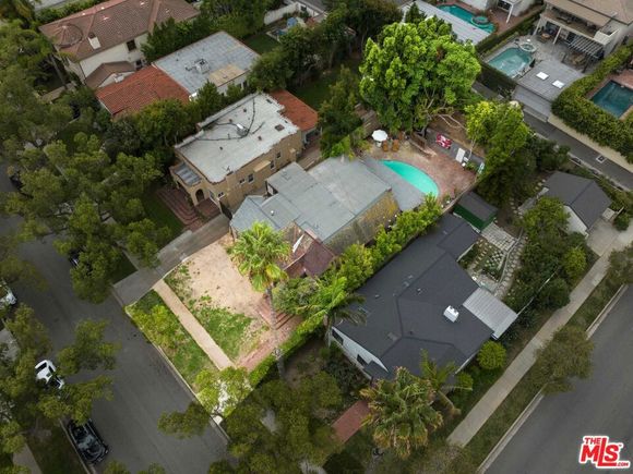 125 N Maple Dr, Beverly Hills, CA 90210 | Estately 🧡 | MLS# 23312487