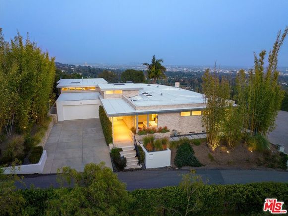 1270 Angelo Dr, Beverly Hills, CA 90210 | Estately 🧡 | MLS# 24384065