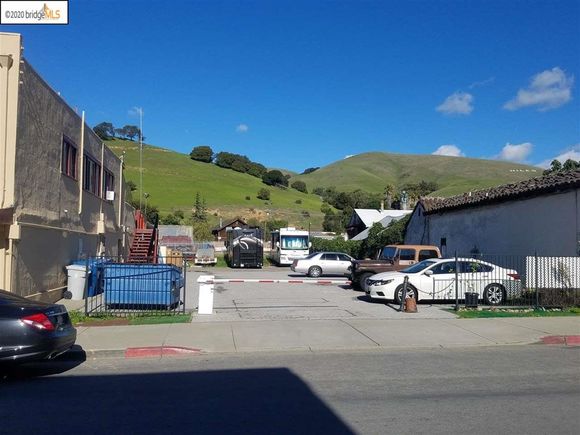 37304 Niles Blvd, Fremont, CA 94536 | Estately 🧡 | MLS# 40925001