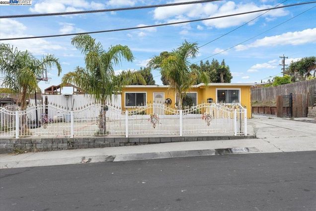 1078 Rachel Rd, San Pablo, CA 94806 | Estately 🧡 | MLS# 41116042