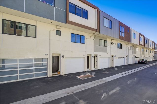 2924 Rowena Ave #9, Los Angeles, CA 90039 | Estately 🧡 | MLS# BB23230371