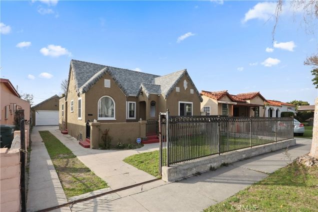 8449 San Juan Ave South Gate Ca 90280 Estately 🧡 Mls Dw24035043