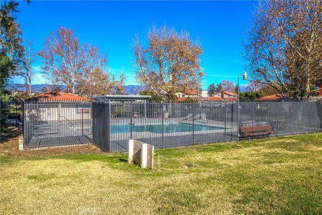 780 Santa Fe Ln, Colton, CA 92324 | Estately 🧡 | MLS# EV24022630