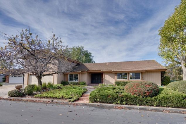 757 Rocking Horse Rd, Vista, CA 92081 | Estately 🧡 | MLS# NDP2300295