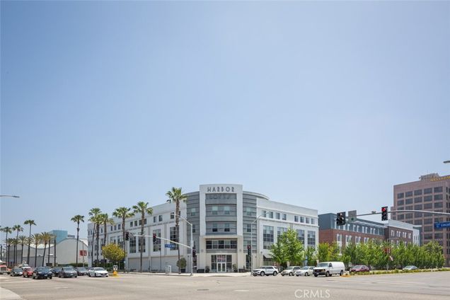 435 W Center St Promenade #229, Anaheim, CA 92805 | Estately 🧡 | MLS ...