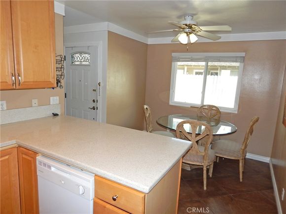 7551 Amazon Dr #B, Huntington Beach, CA 92647 | Estately 🧡 | MLS ...