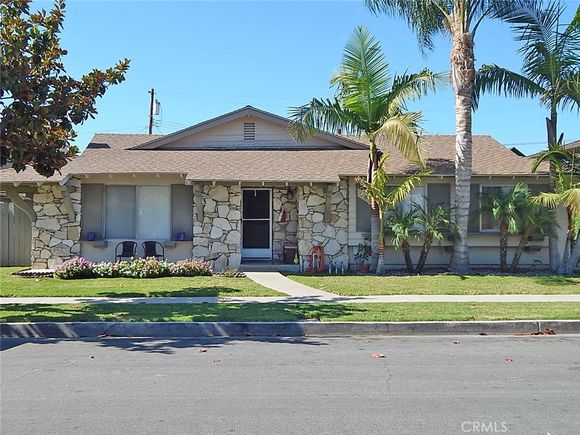 7551 Amazon Dr #B, Huntington Beach, CA 92647 | Estately 🧡 | MLS ...