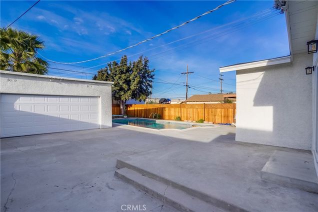 1827 W 75th St, Los Angeles, CA 90047 | Estately 🧡 | MLS# OC24052081