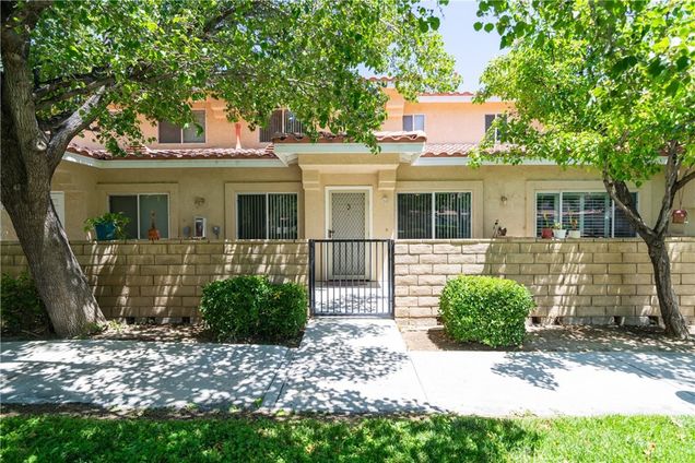 43489 30th St W #3, Lancaster, CA 93536 | Estately 🧡 | MLS# OC24121464