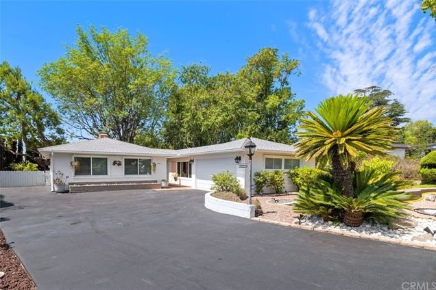 955 Pepperhill Rd, Pasadena, CA 91107 | Estately 🧡 | MLS# PF22186985