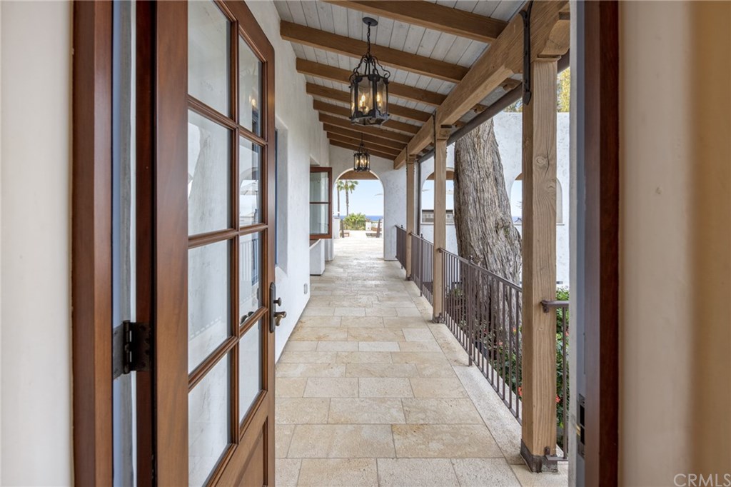 909 Via Coronel, Palos Verdes Estates, CA 90274 | Estately 🧡 | MLS ...