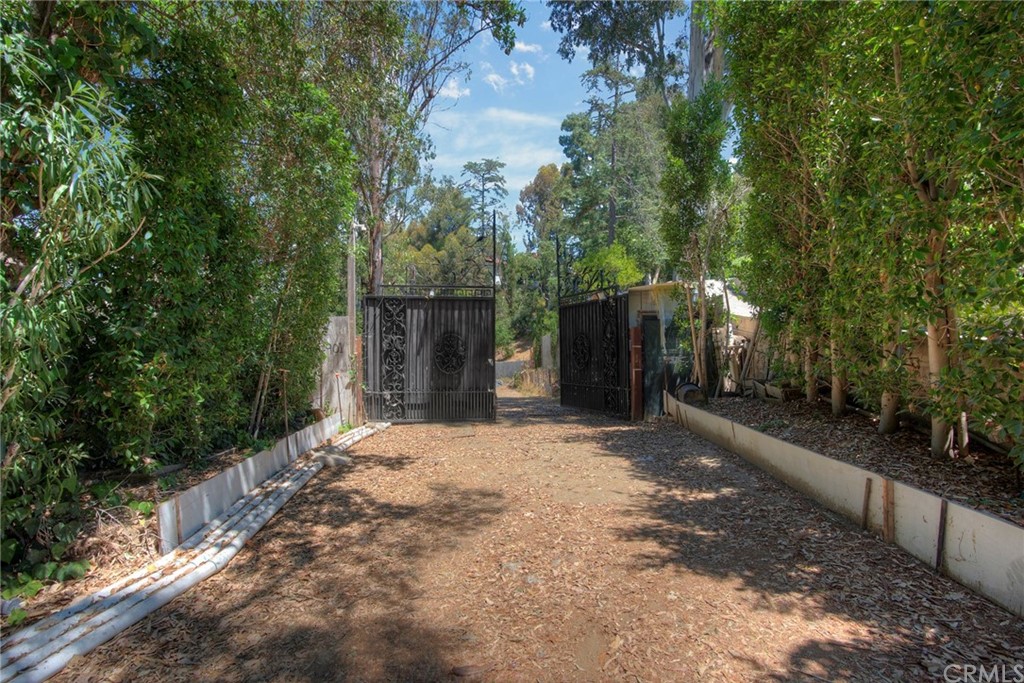 901 Strada Vecchia Rd, Bel Air, CA 90077 | Estately 🧡 | MLS# SB21180443