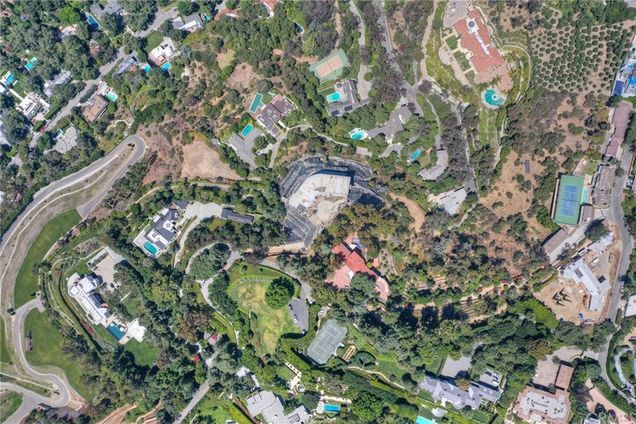 901 Strada Vecchia Rd, Bel Air, CA 90077 | Estately 🧡 | MLS# SB21180443