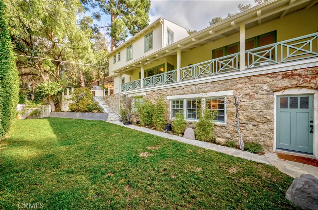 2172 Coldwater Canyon Dr, Beverly Hills, CA 90210 | Estately 🧡 | MLS ...