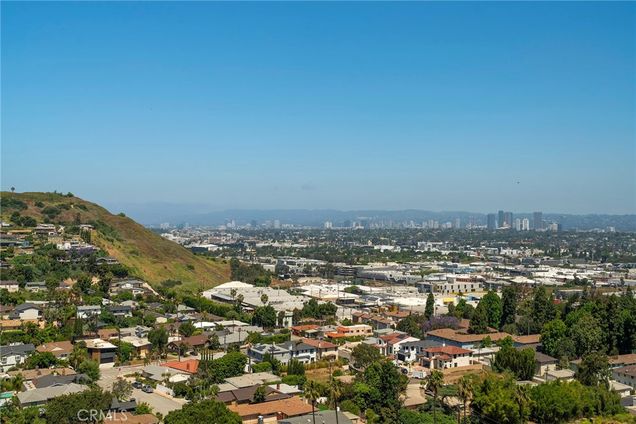 1 Don Ricardo Dr, Baldwin Hills, CA 90008 | Estately 🧡 | MLS# SB23110735