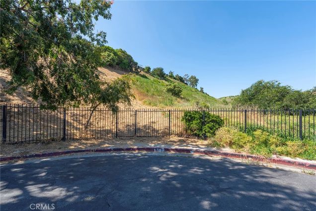 1 Don Ricardo Dr, Baldwin Hills, CA 90008 | Estately 🧡 | MLS# SB23110735