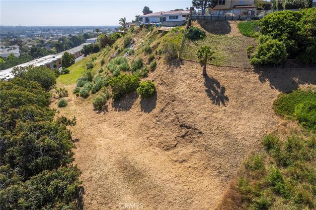 1 Don Ricardo Dr, Baldwin Hills, CA 90008 | Estately 🧡 | MLS# SB23110735